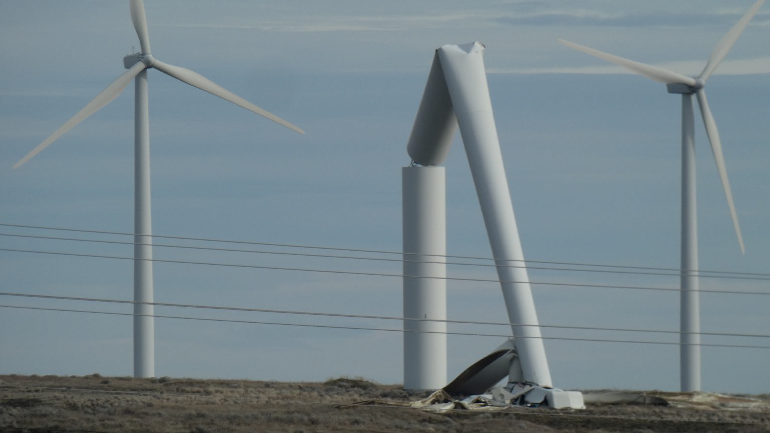 Recent windstorm topples turbine in Klickitat County
